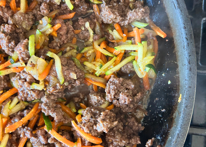 Keep It Simple with this Honey Garlic Soy Ground Beef and Veggies Meal ...